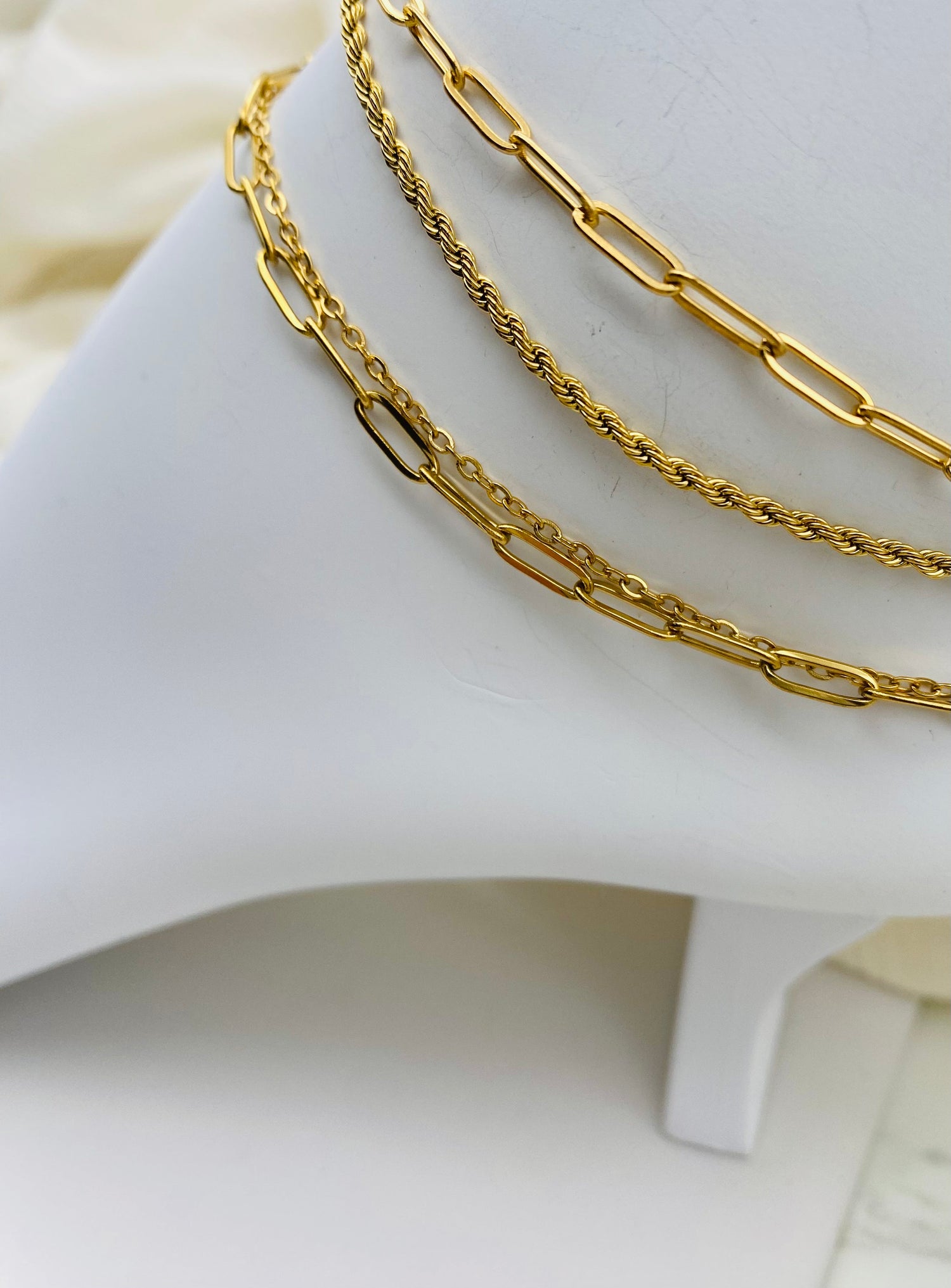 Shop Gold Anklets for Women | Kono & Co.